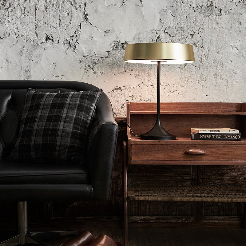 China LED Table Lamp - Matte Black / Sand Gold - INCASA